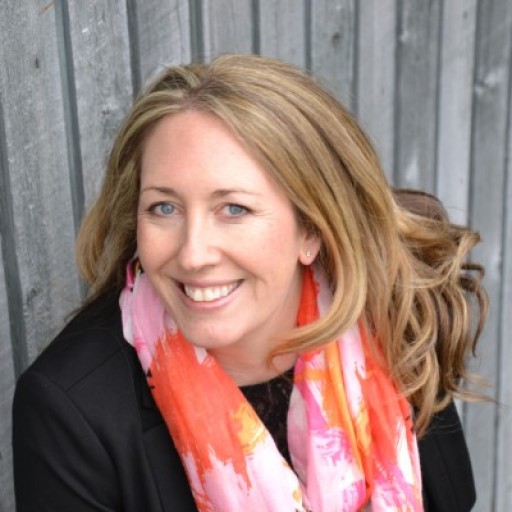 About - Lisa Baylis